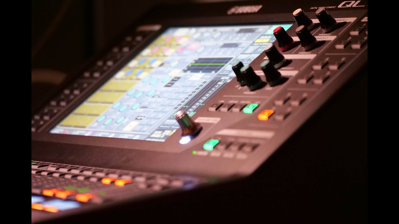 Emisión en directo de RCSMM - YouTube