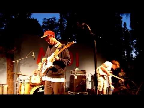 King Krule - Out Getting Ribs live (Hyères) 2011