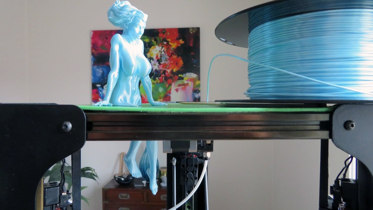 Just playing with Micromake D1 3d Printer - YouTube