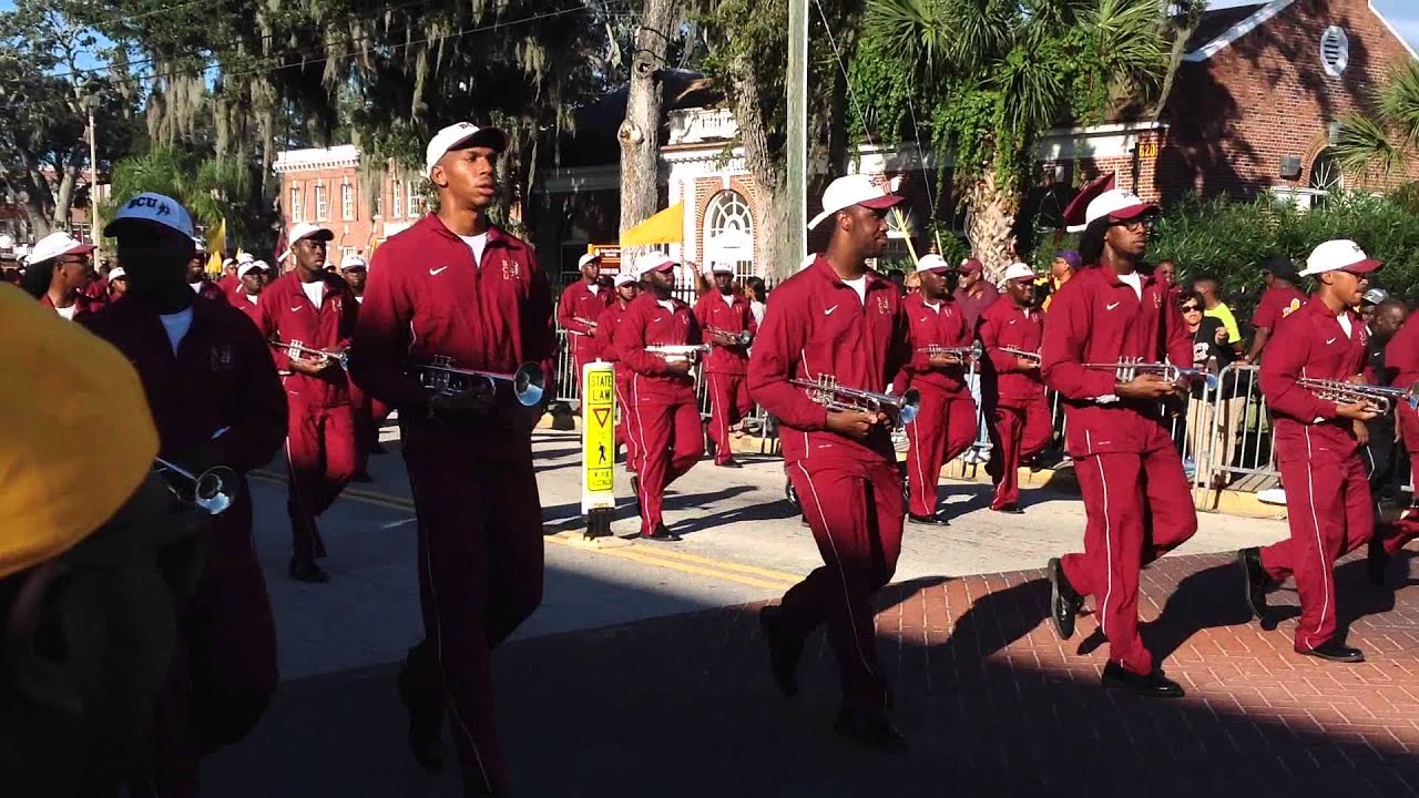Bethune-Cookman University Marching Band - Homecoming Parade 2015 - YouTube