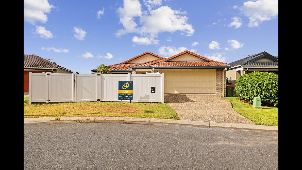 16 Middle Barten Court, Bray Park - YouTube