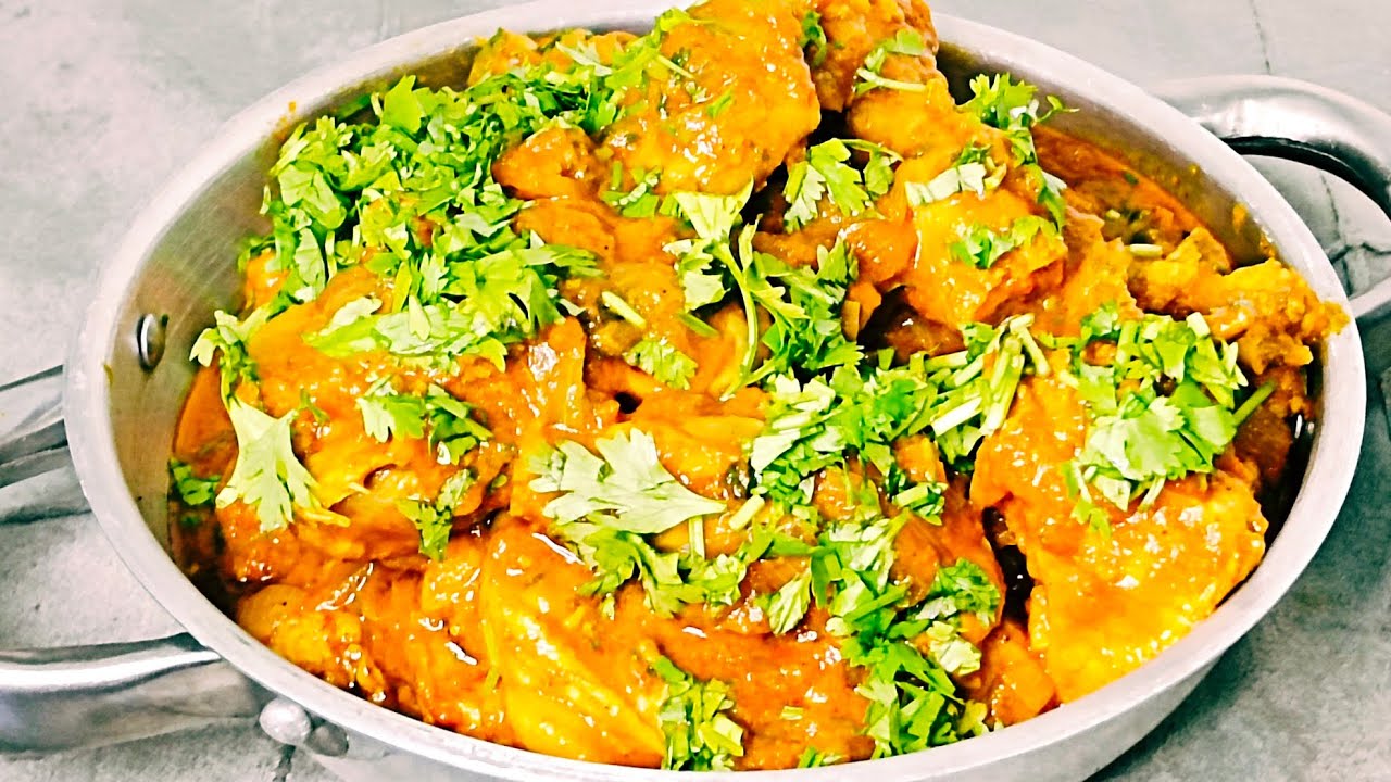 Yummy Chicken Curry In Different Way • Simple And Tasty Chicken Curry ...