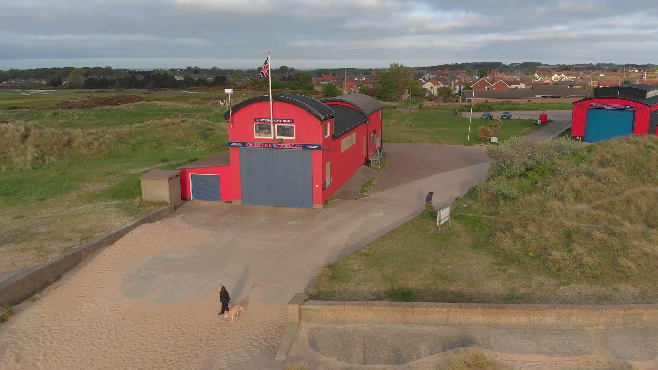 Caister on Sea Beach and Scratby Beach, Norfolk - DJI Mavic Air - YouTube