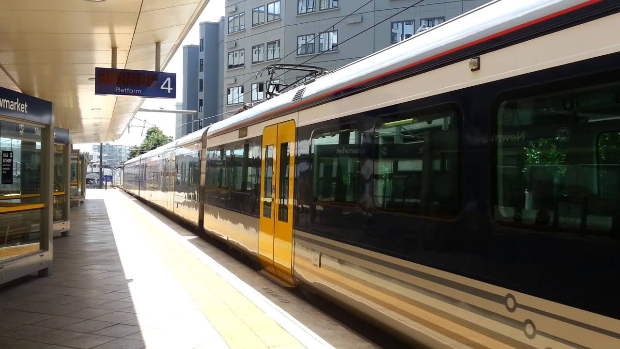 New Auckland EMU AM 240 arrives at New Market Station - YouTube
