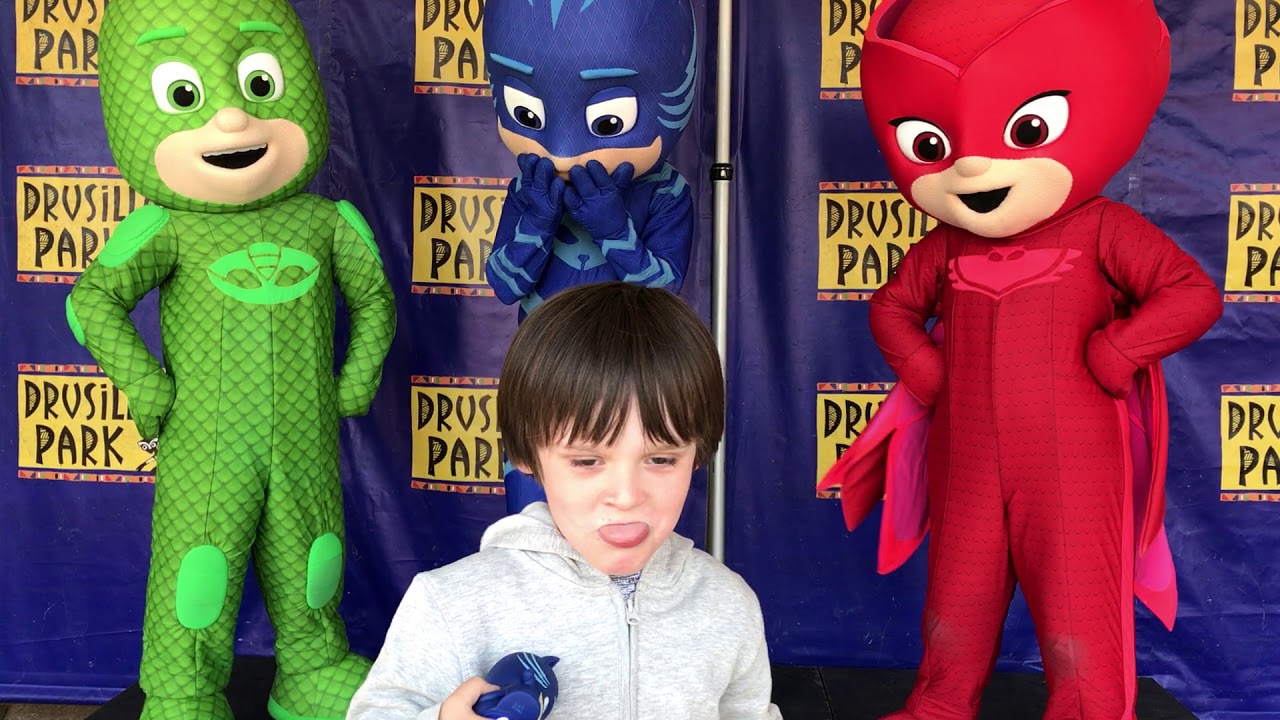 Dylan meets PJ Masks at Drusillas Park! - YouTube