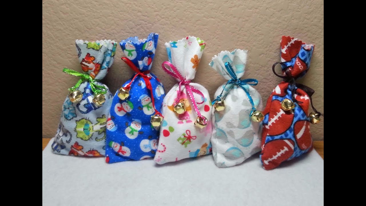 DIY~Make Cute & Easy NO-Sew Flannel Christmas Favor/Treat Bags! - YouTube