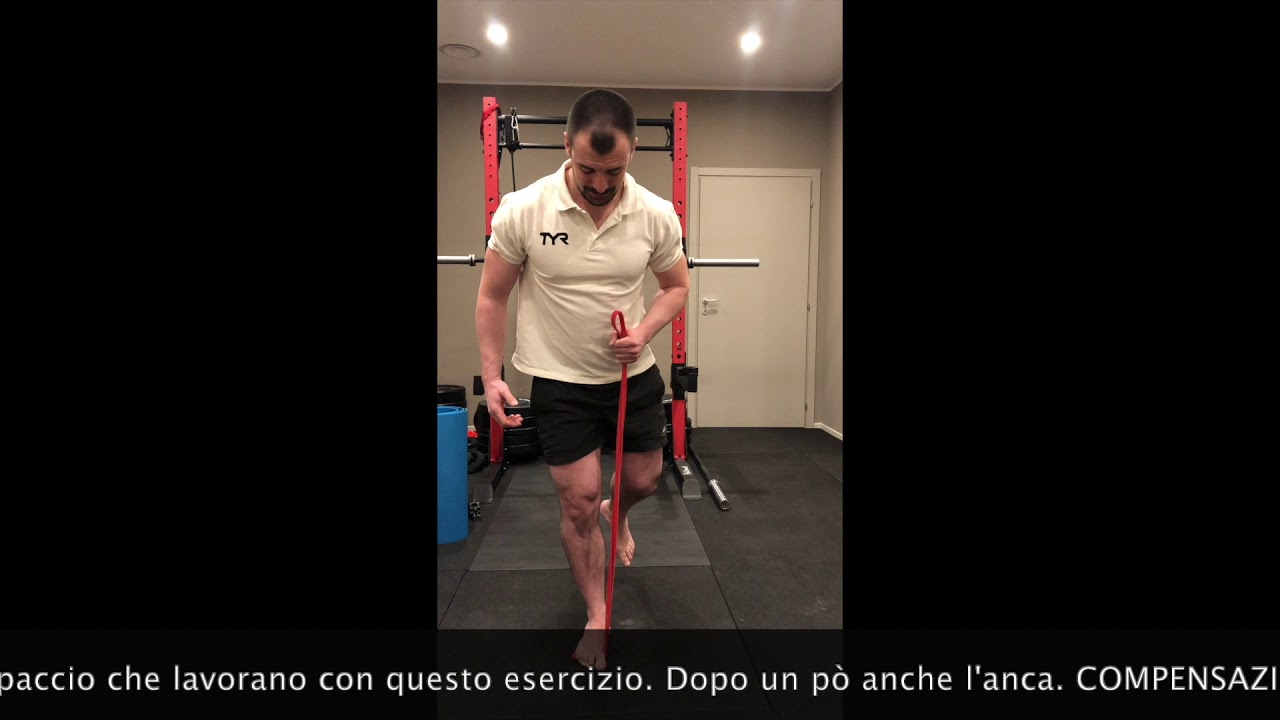 Short Foot Holds With Theraband - YouTube