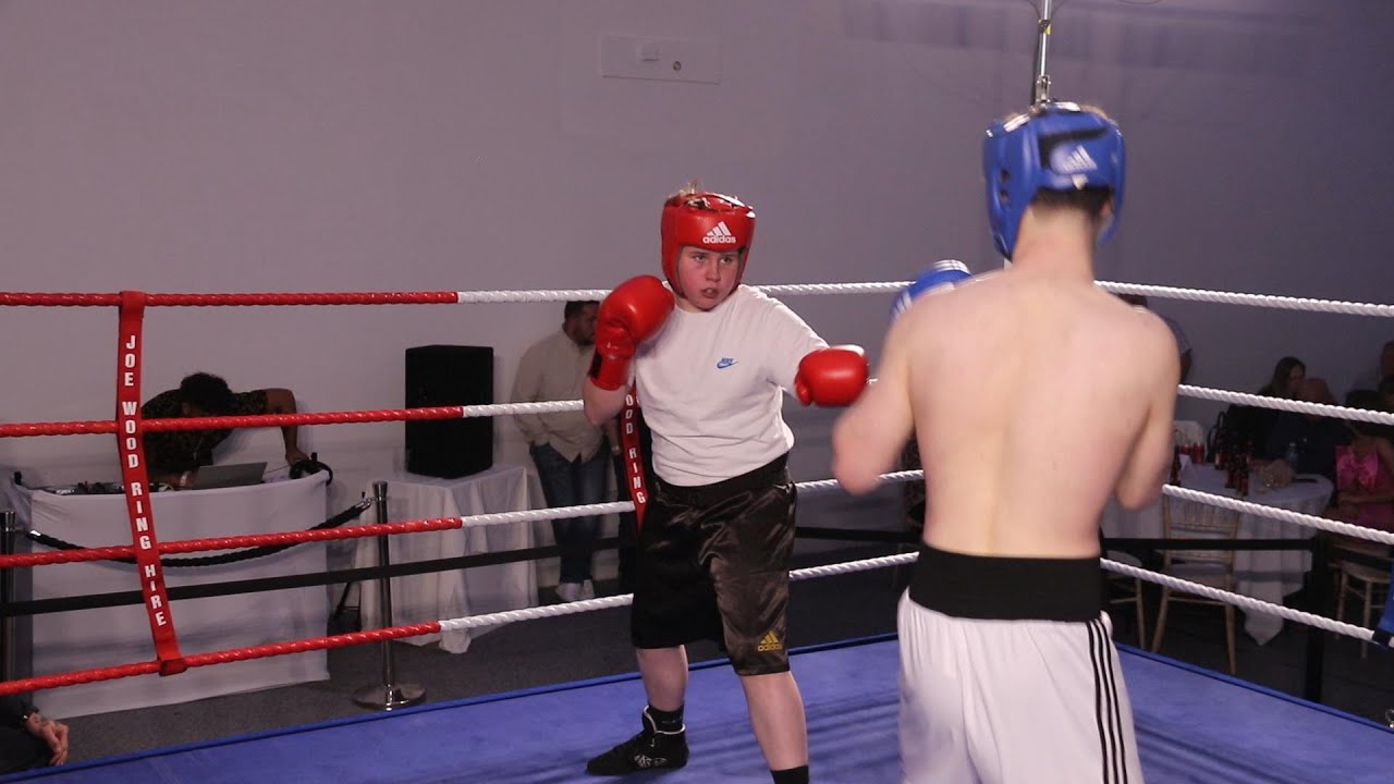 Will Borraston vs Bailey Melia Southpaw Boxing Show Wolverhampton ...