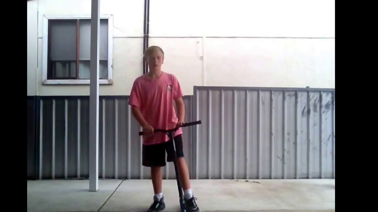 Tutorial: How to whip flat - YouTube