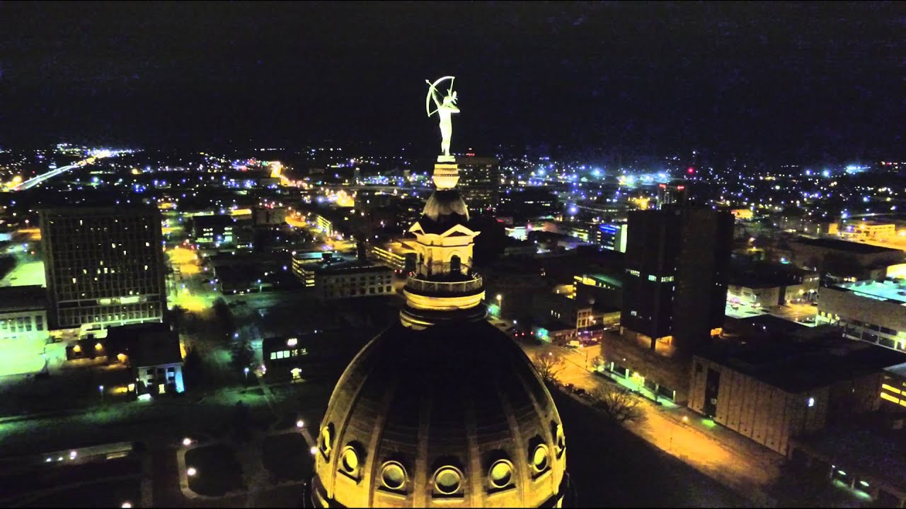 Topeka Capital Building Fly OVER night flight! Jonathan Bozarth Phantom ...