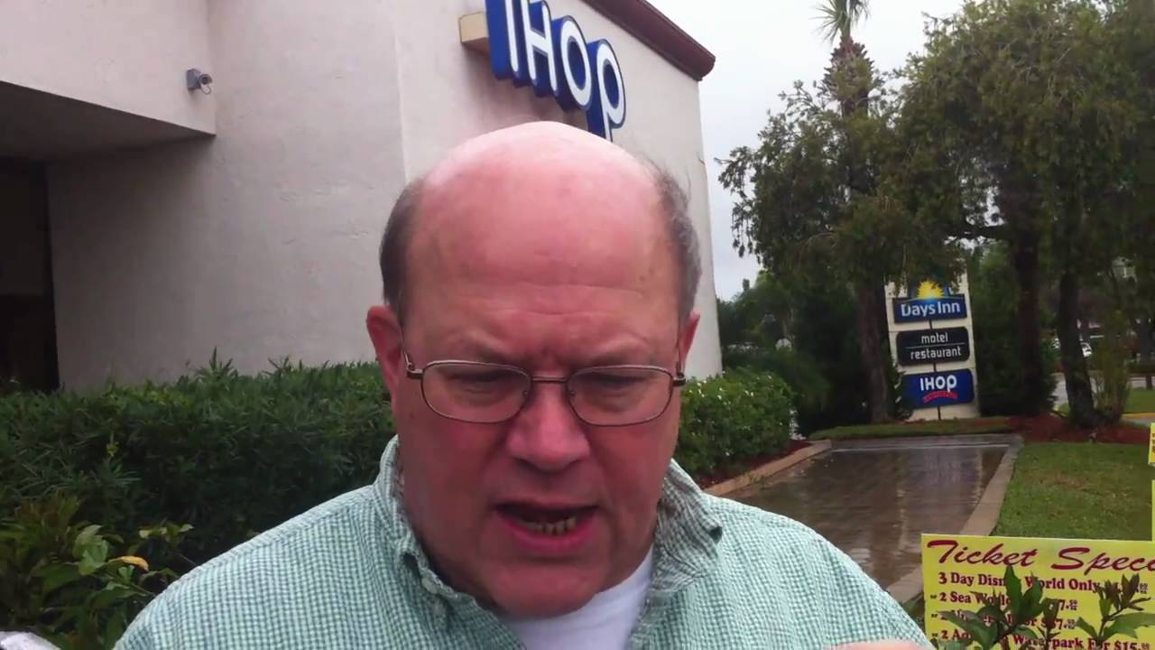 Duffy Robbins poor food choice - YouTube