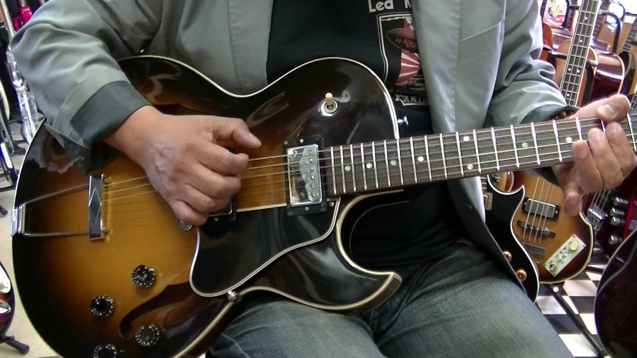 02年製 Gibson ES-135 Custom ギターフロンティアの動画でどう？ - YouTube