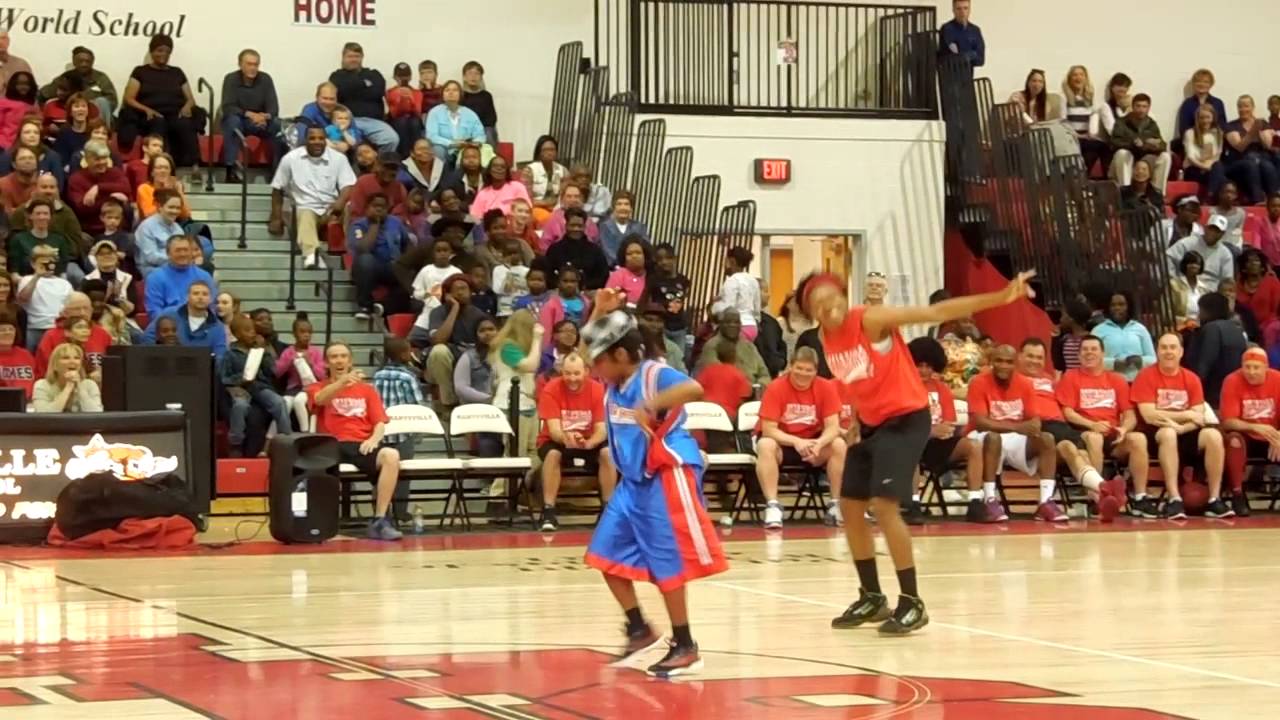 Harlem Rockets Dance Off - YouTube