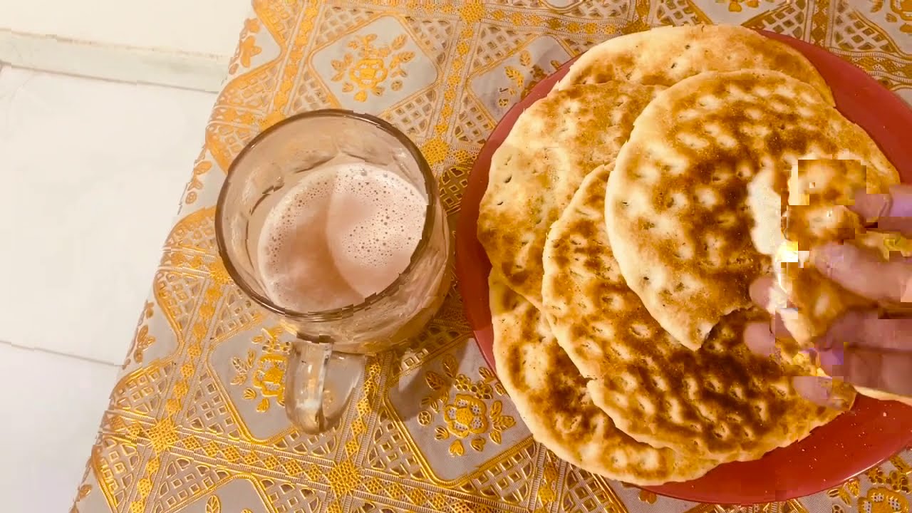 Kashmiri Bread/Girda/kandar Cxot - YouTube