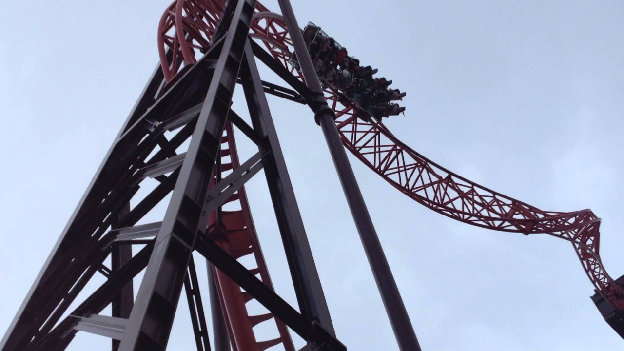 Buzzsaw ride at Dreamworld Goldcoast - YouTube