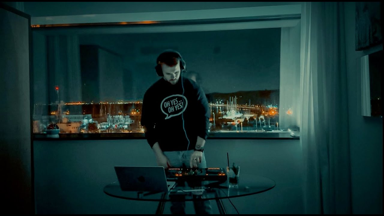 Deep Minimal Techno, Melodic Techno & Organic House Fusion - YouTube