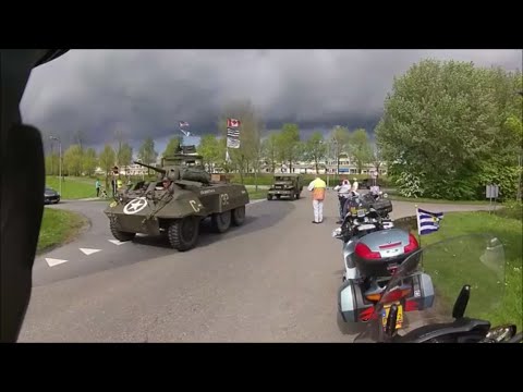 MBTZ Begeleiding militaire colonne Bevrijdingsdag 5 mei 2015 - YouTube