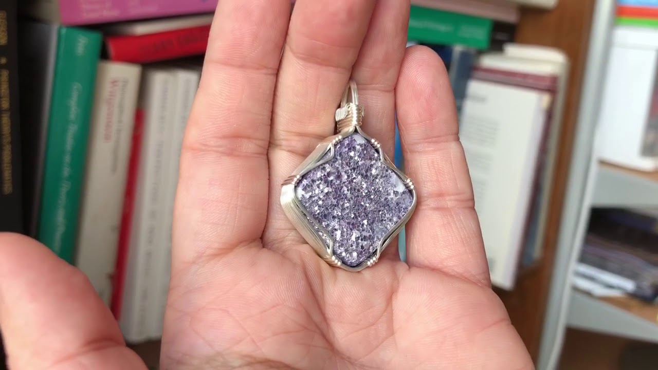 Chrome amesite pendant - Vines and Lines Jewelry - YouTube