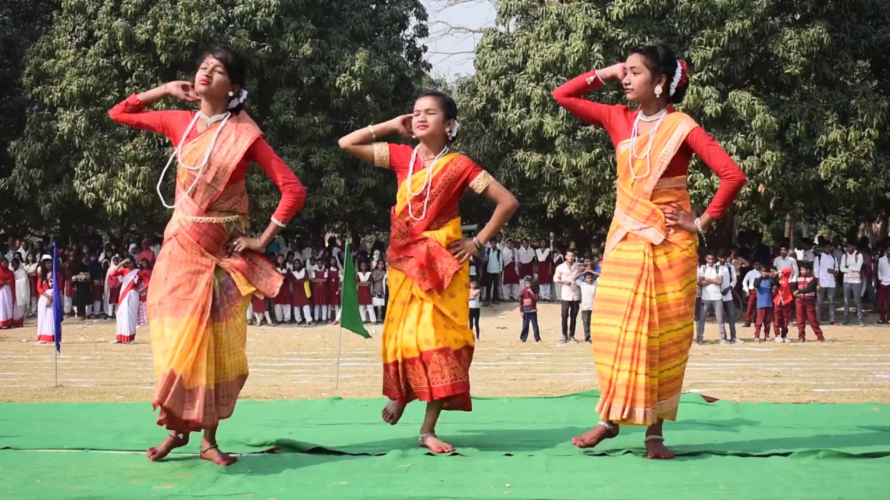 Maina chalak chalak chale re , - YouTube