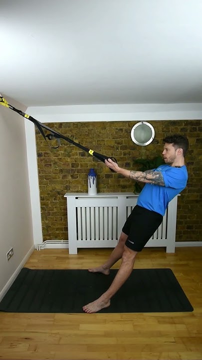 How to do TRX Reverse Grip Rows to Build Muscle - YouTube