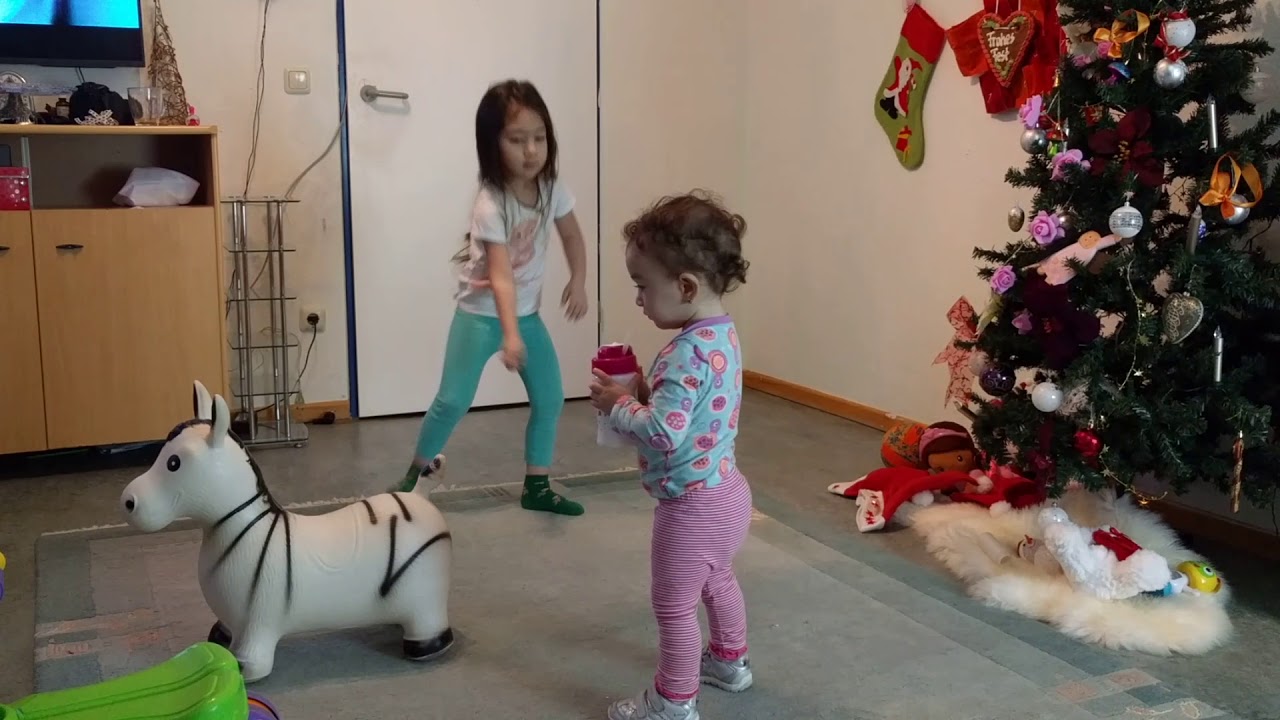 Chemi lamazi gogoebi :* miyvarxart :*.(2) - YouTube