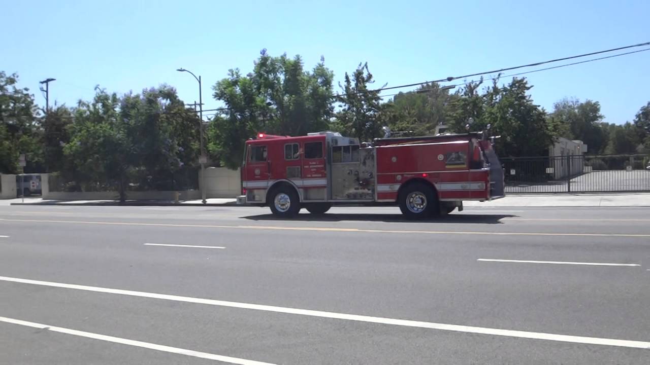 lafd engine 102 responding - YouTube