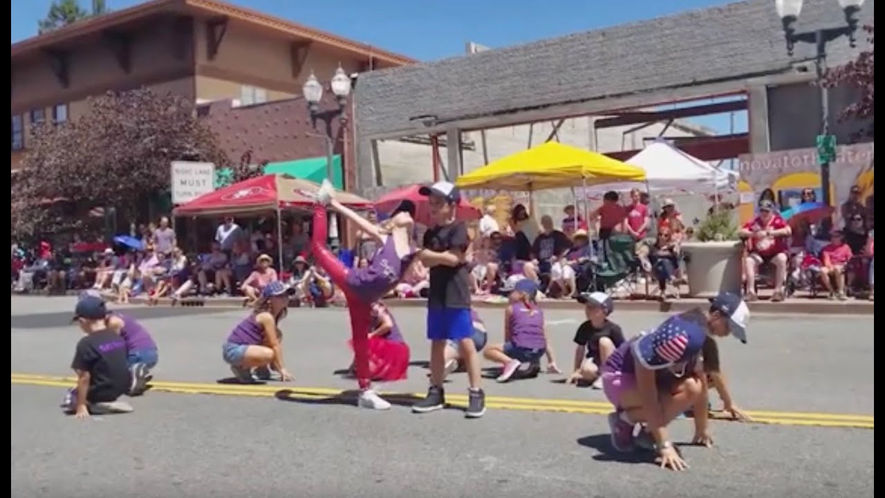 Splitz Dance Academy _2019_01 - YouTube