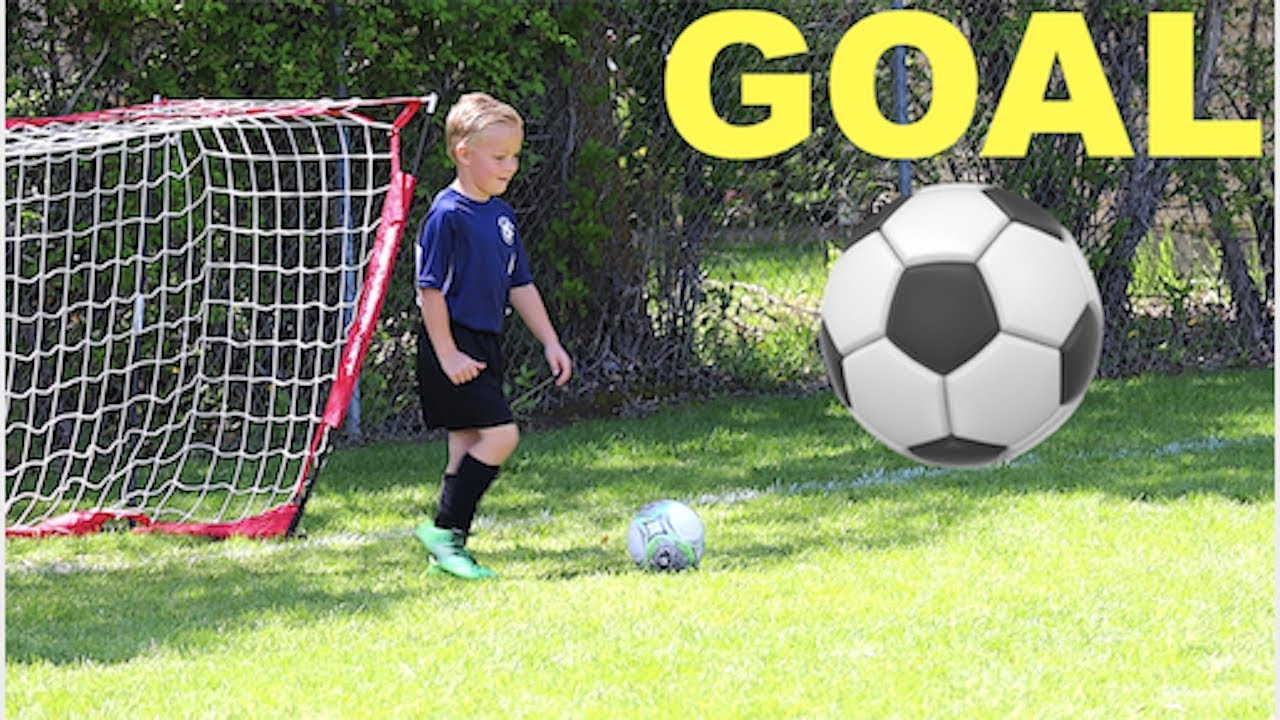 ⚽️FIRST SOCCER GOAL ⚽️ - YouTube