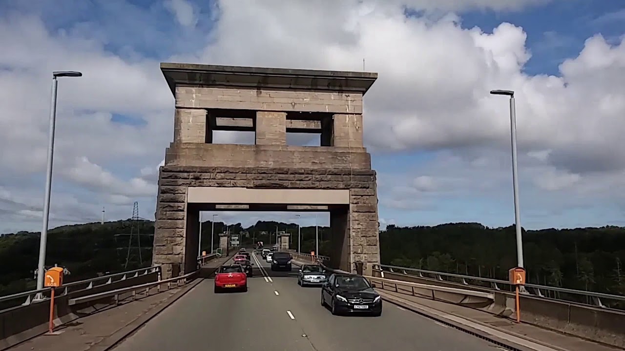 Road Views of Britain. Crossing the Britannia Bridge to Anglesey. - YouTube