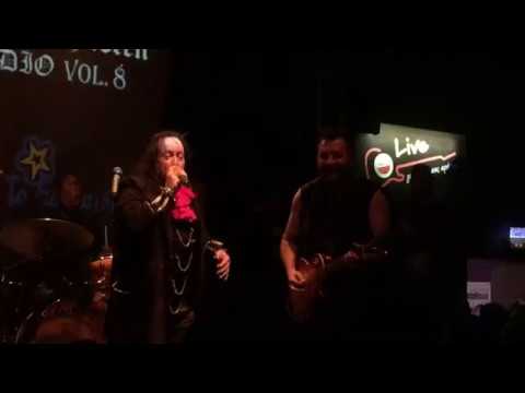 Falling off the edge of the world - RnR Children feat. Kevin Goocher ...