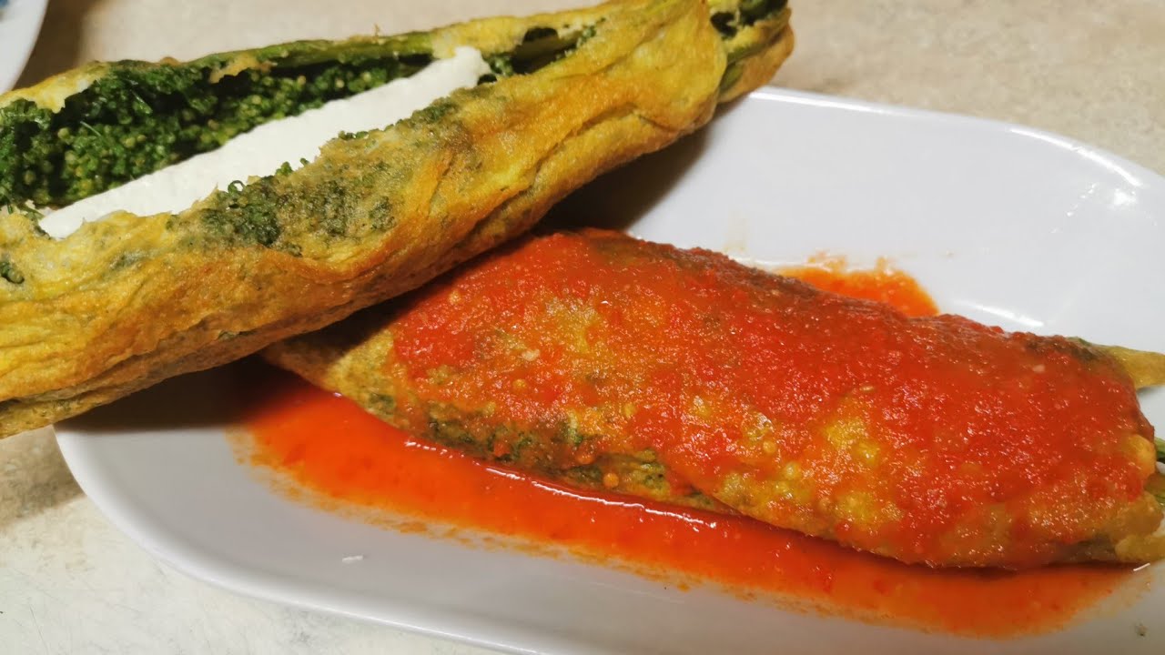 Huazontles rellenos de queso... - YouTube