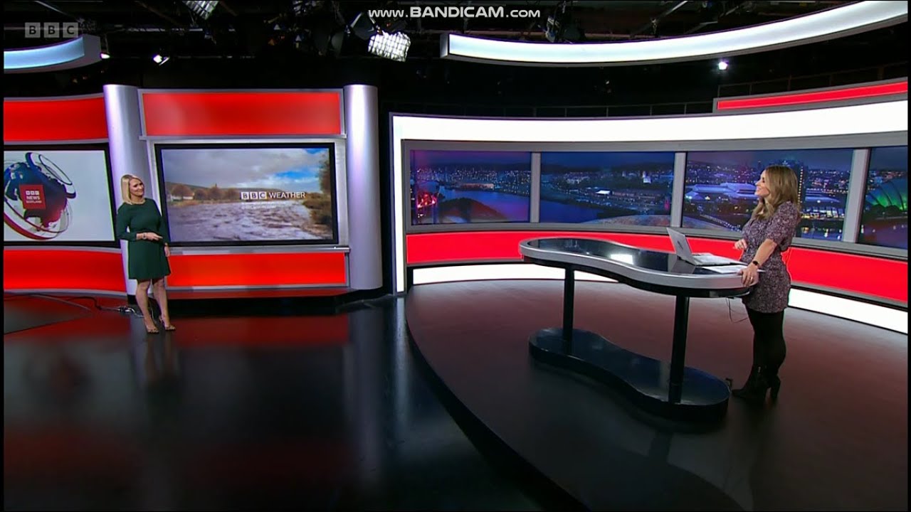 Anne McAlpine - Black Tights & Ankle Boots - 26/10/22 - YouTube