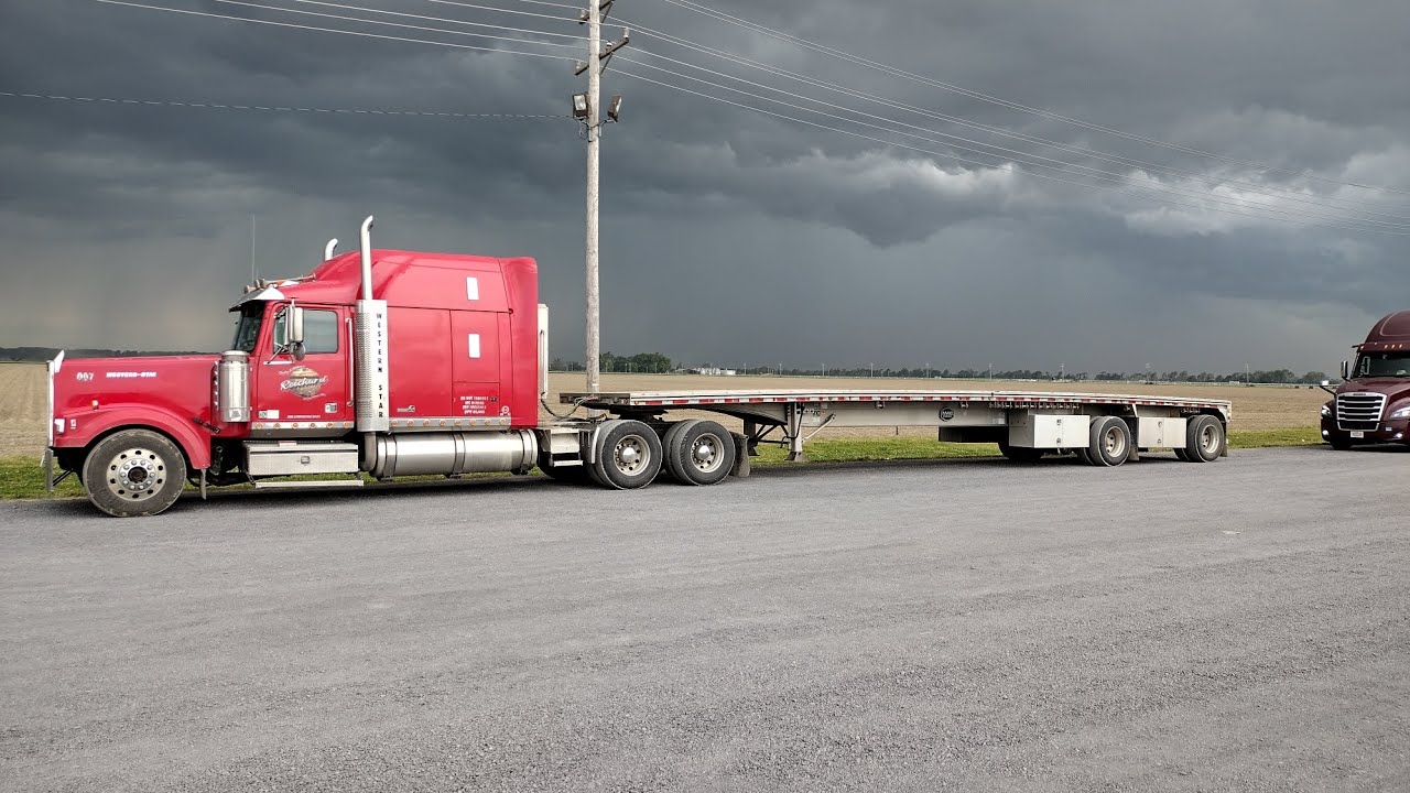 A Quick Round Of Maintenance And Back Trucking - YouTube