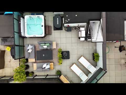 Penthouse in North Vancouver with Rooftop Deck and Private Hot Tub!