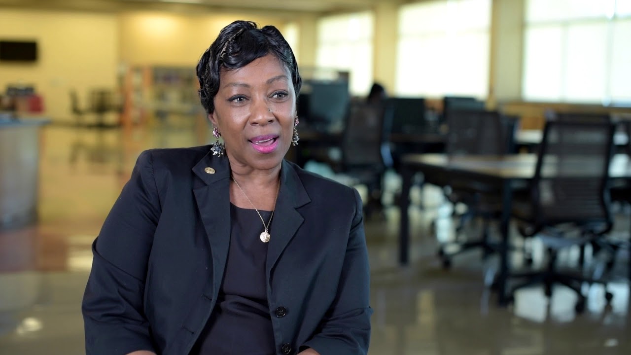 How Does HT’s Business Administration Program Help Adult Students ...