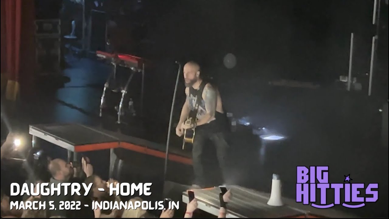 Daughtry sings "Home" by cell phone light in Indianapolis on March 5 ...