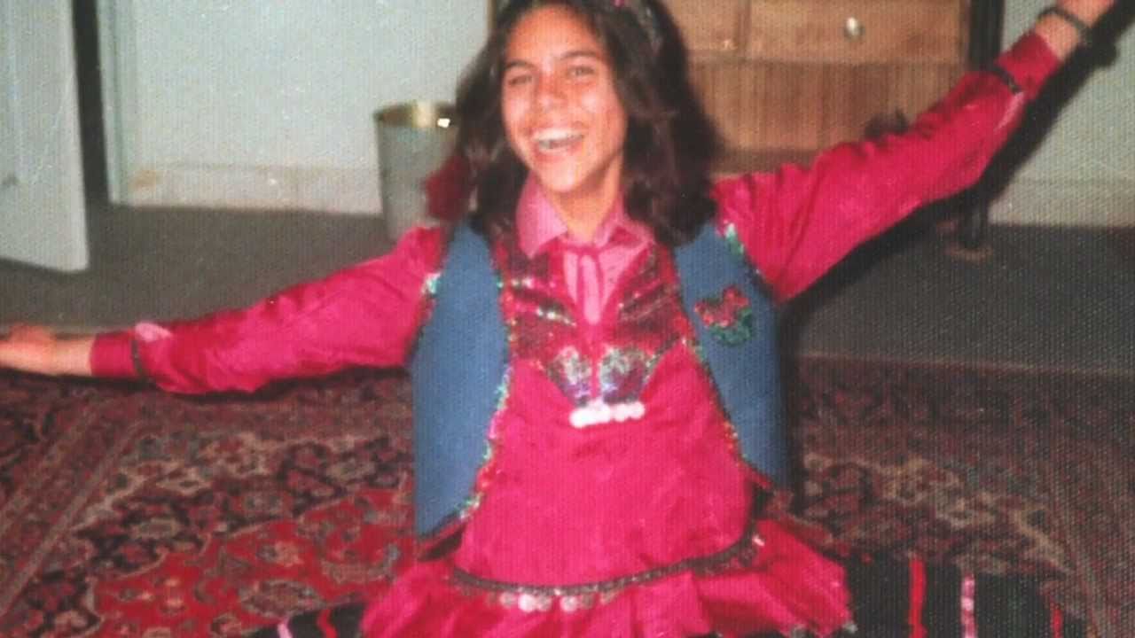 MONA'S STORY: ANGELS OF IRAN - YouTube