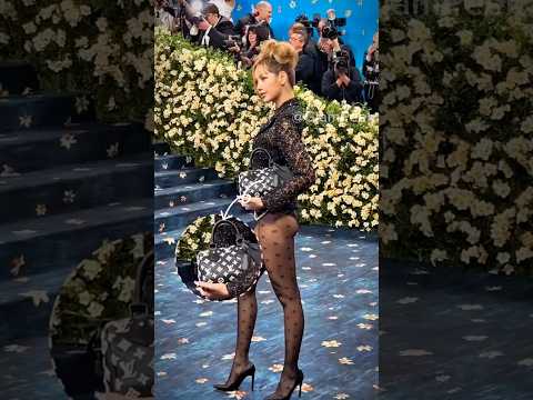 Lisa at Met Gala - 2025 🔥✨