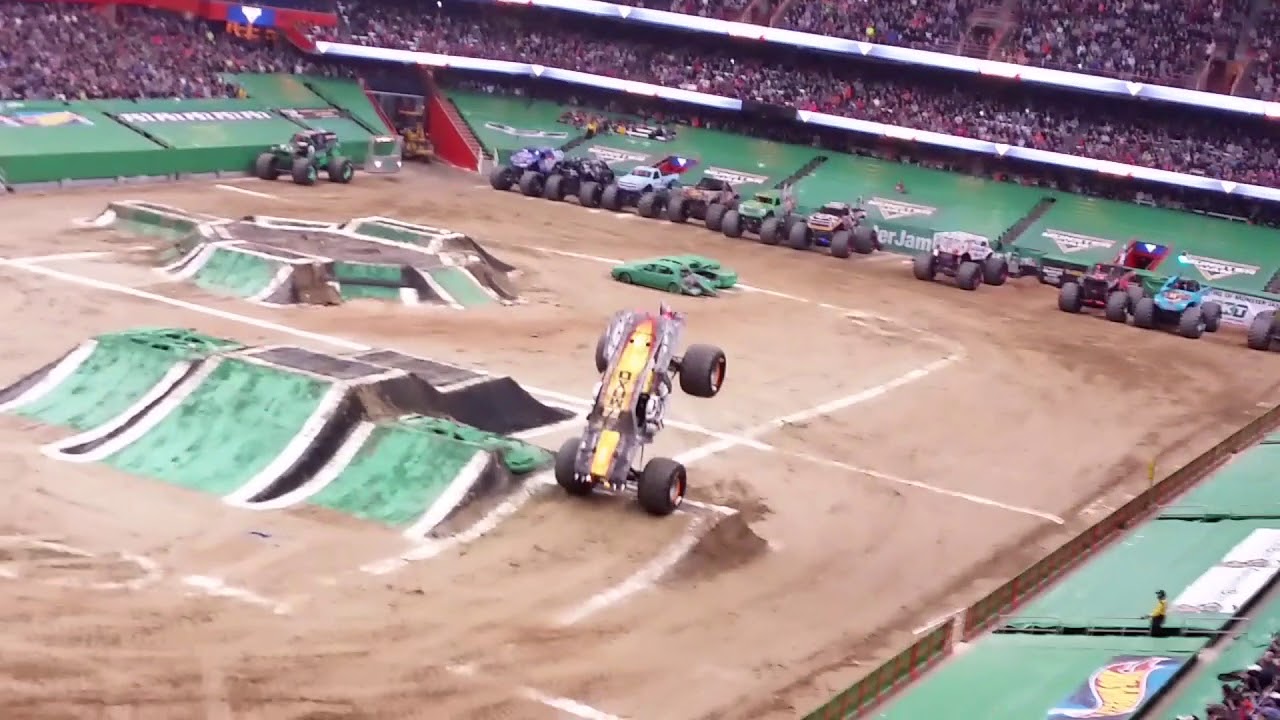 Max D monster jam syracuse 2018 endo - YouTube