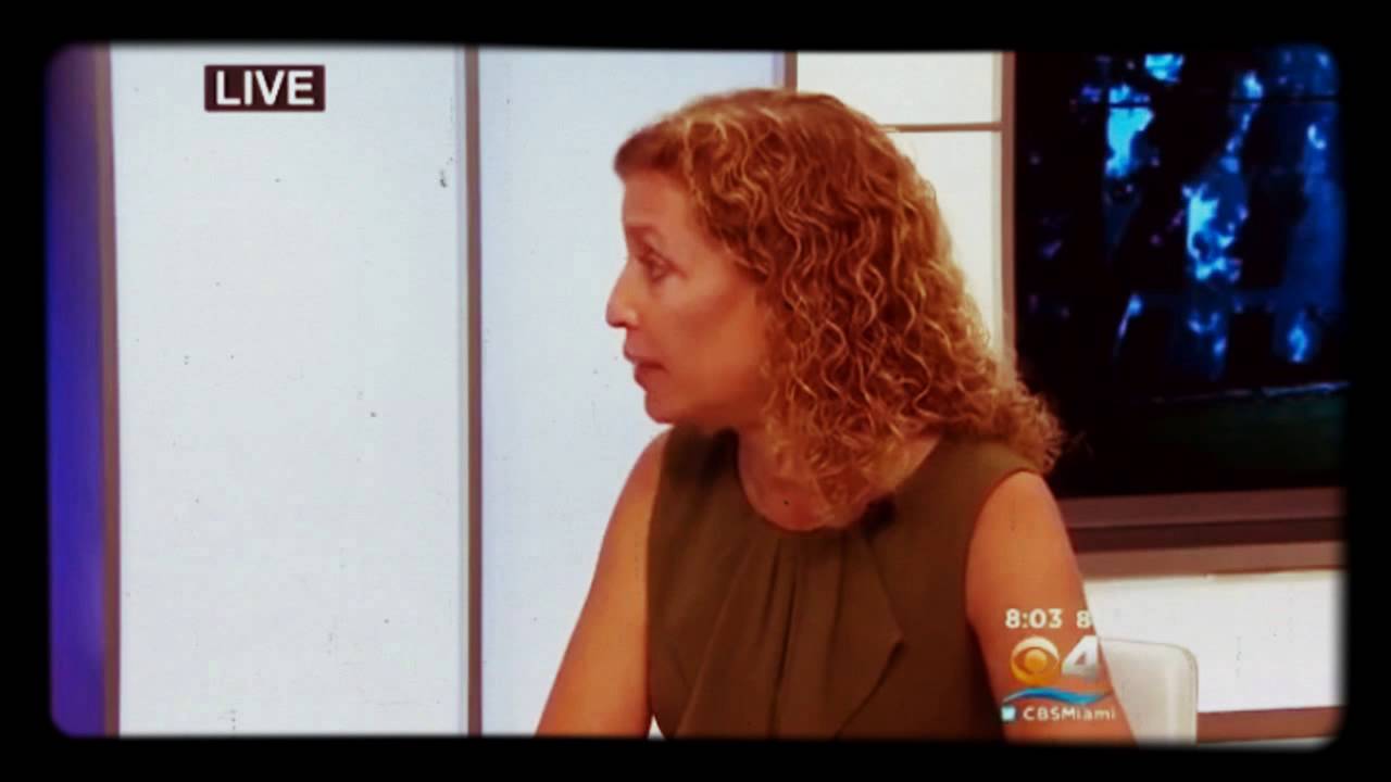 DNC Debbie W Schultz Admits RIGGING election for Hillary Clinton - YouTube