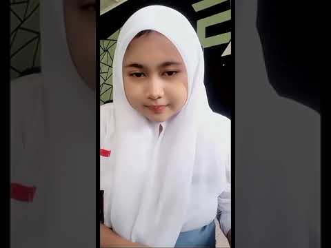 SMA jilbab imut berisi