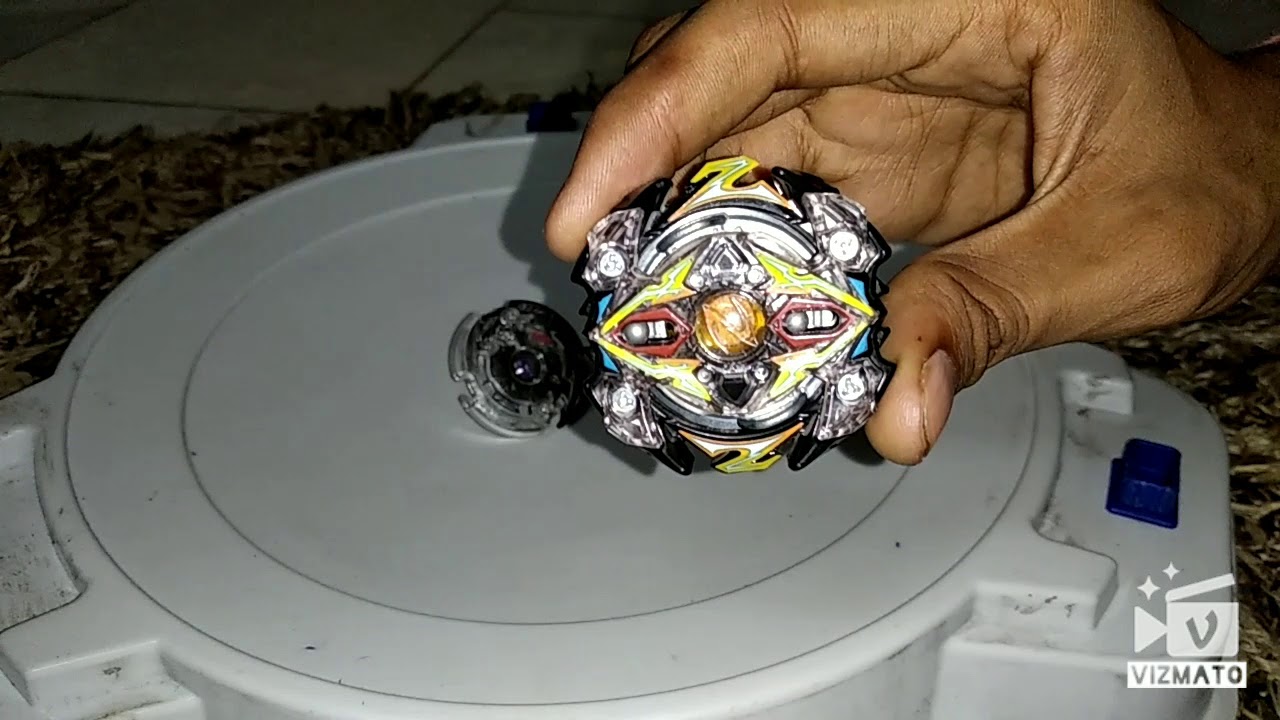 Beyblade battle between zilon zus vs doom sizer - YouTube