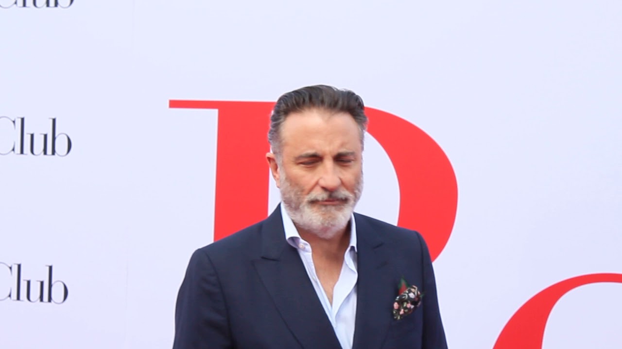 Andy Garcia and his white beard - YouTube