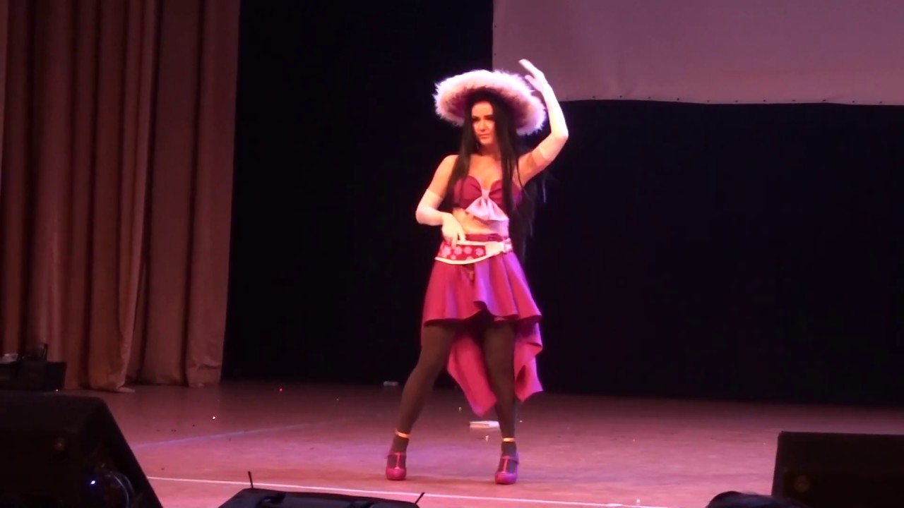 Mikan no Yuki 2019 One Piece - Nico Robin - Aerlis - YouTube