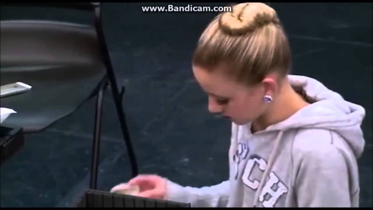 Chloe's Foot Hurts During Rehearsal (Dance Moms - S4E30) - YouTube