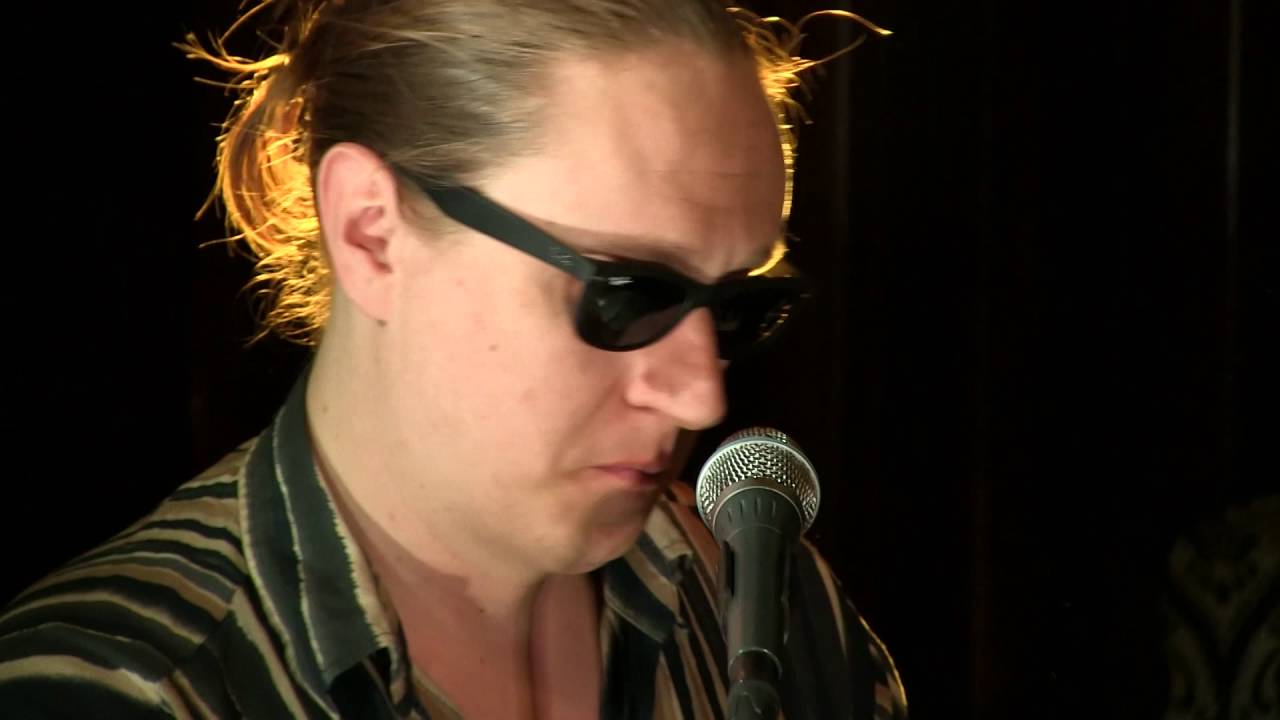 Louie Digman and The Ferriday Express ,,End Of The Road,, Live - YouTube