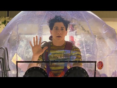 18 Yıl Balona Hapsedilen Çocuk Gerçeği Öğrenince Sarsıldı! - Bubble Boy (2001) | KOMEDİ | FİLM ÖZETİ
