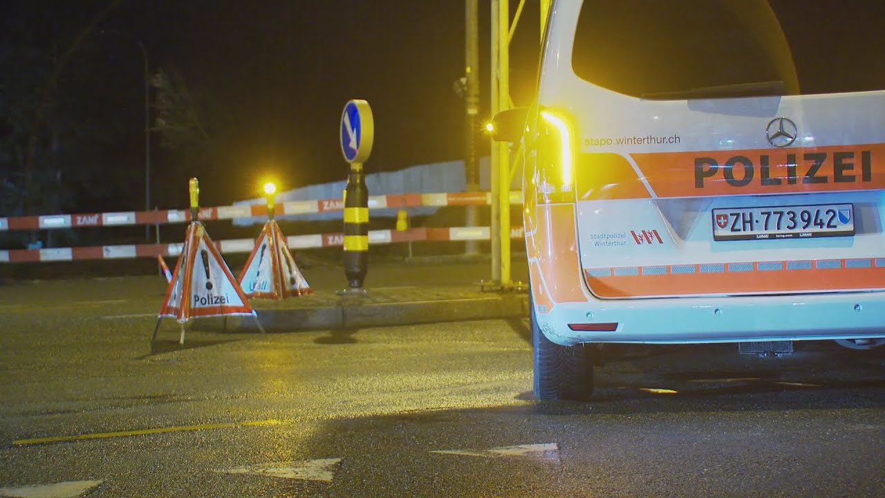 Winterthur ZH: Polizei sperrt Autobahn - YouTube