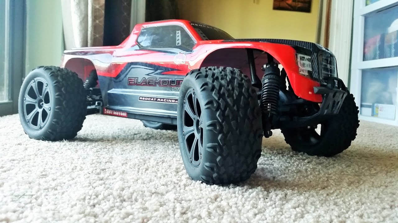 RedCat Racing Blackout XTE Unboxing - YouTube