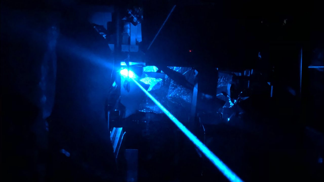 488nm laser lighting matches - YouTube